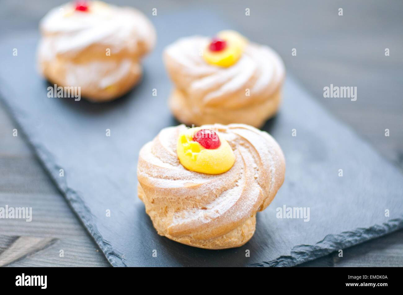 Typical naples hi-res stock photography and images - Alamy