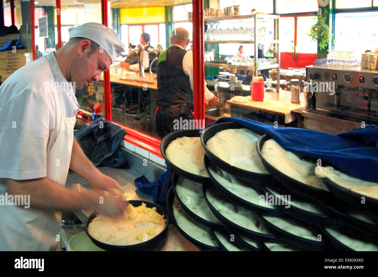 Pizzeria "Banchero". La Boca, Buenos Aires, Argentina Stock Photo - Alamy