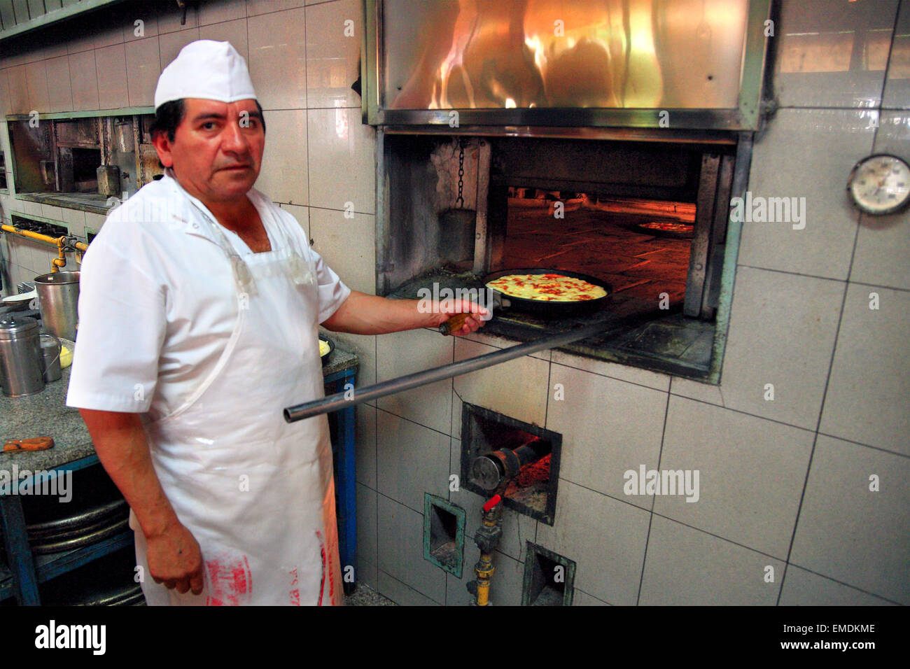 Pizzeria "Banchero". La Boca, Buenos Aires, Argentina Stock Photo - Alamy
