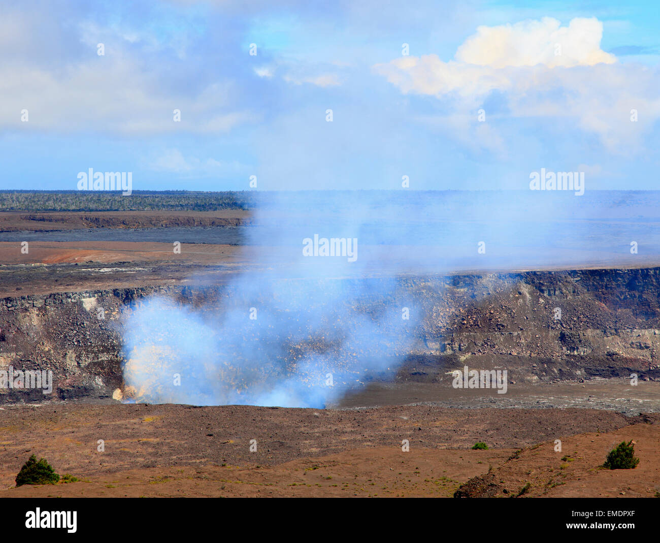 Hawaii, Big Island, Hawaii Volcanoes National Park, Kilauea Caldera ...