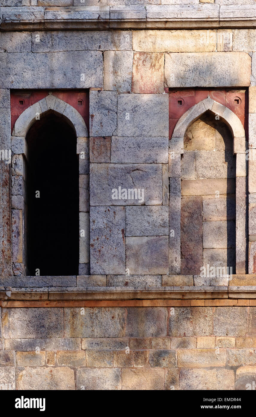 arched window detail of ancient architecture, Lodi Gardens, India Stock ...