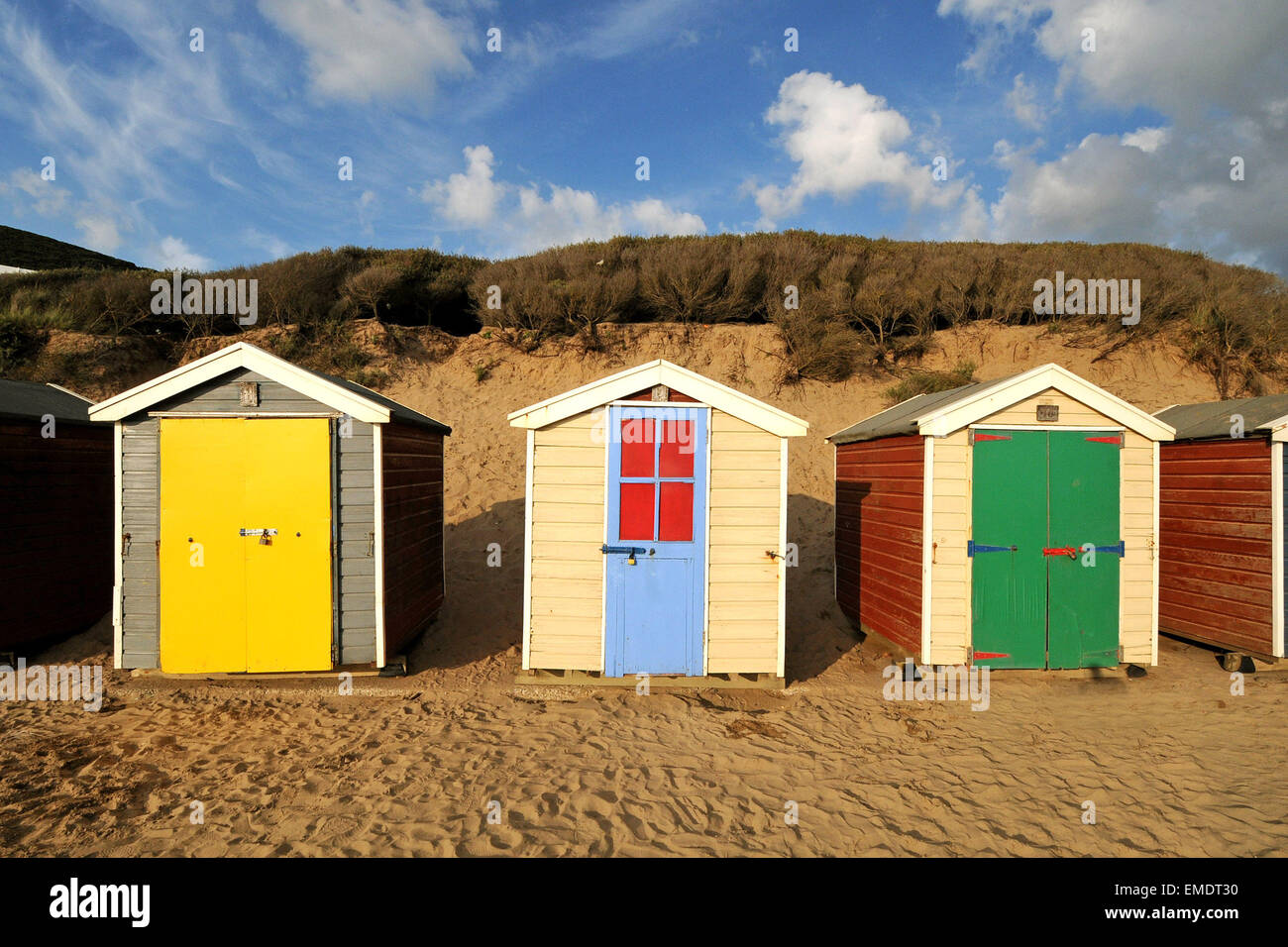 Beach Huts on Saunton Sands Beach North Devon England Stock Photo - Alamy