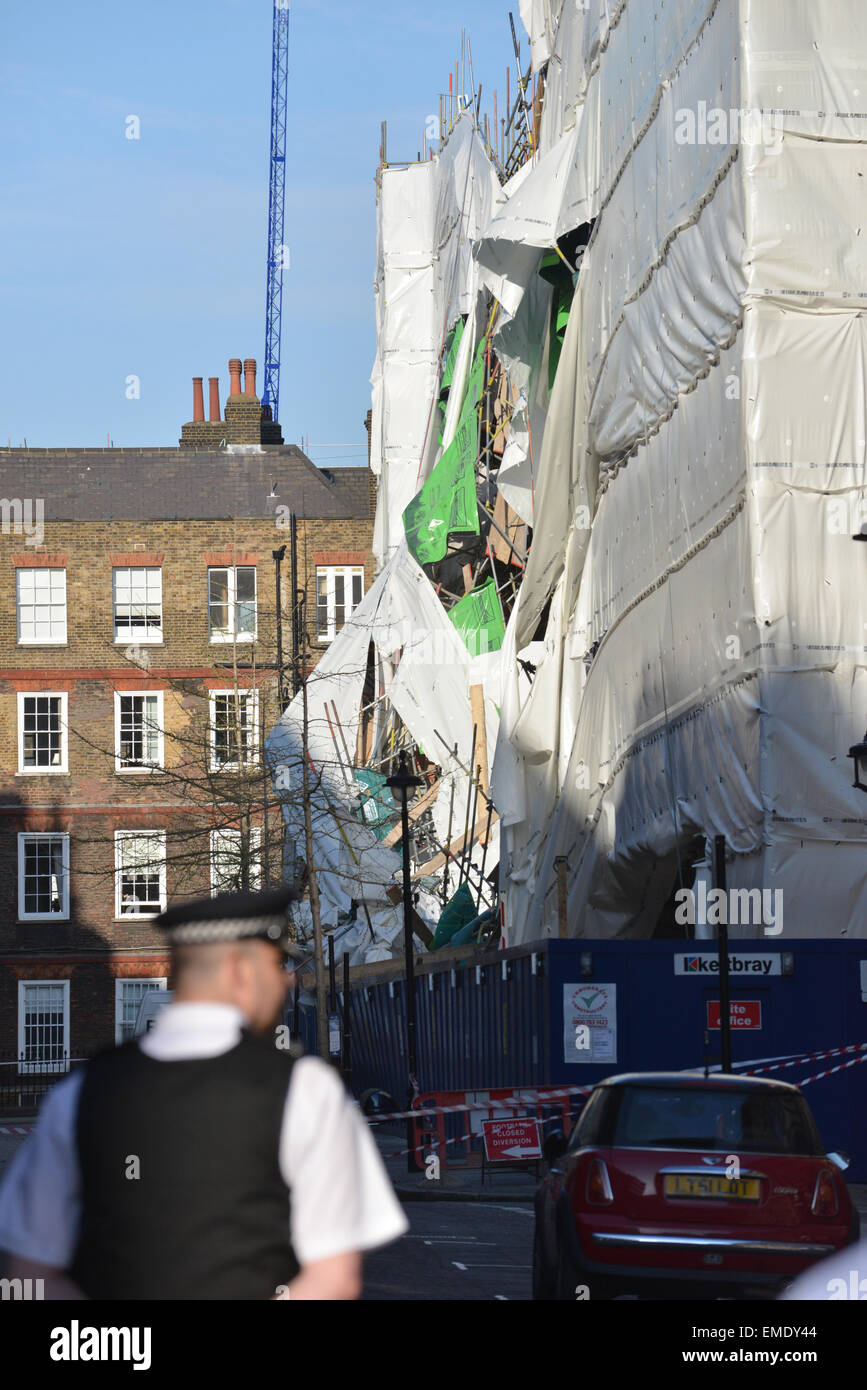 London building collapse hi-res stock photography and images - Alamy