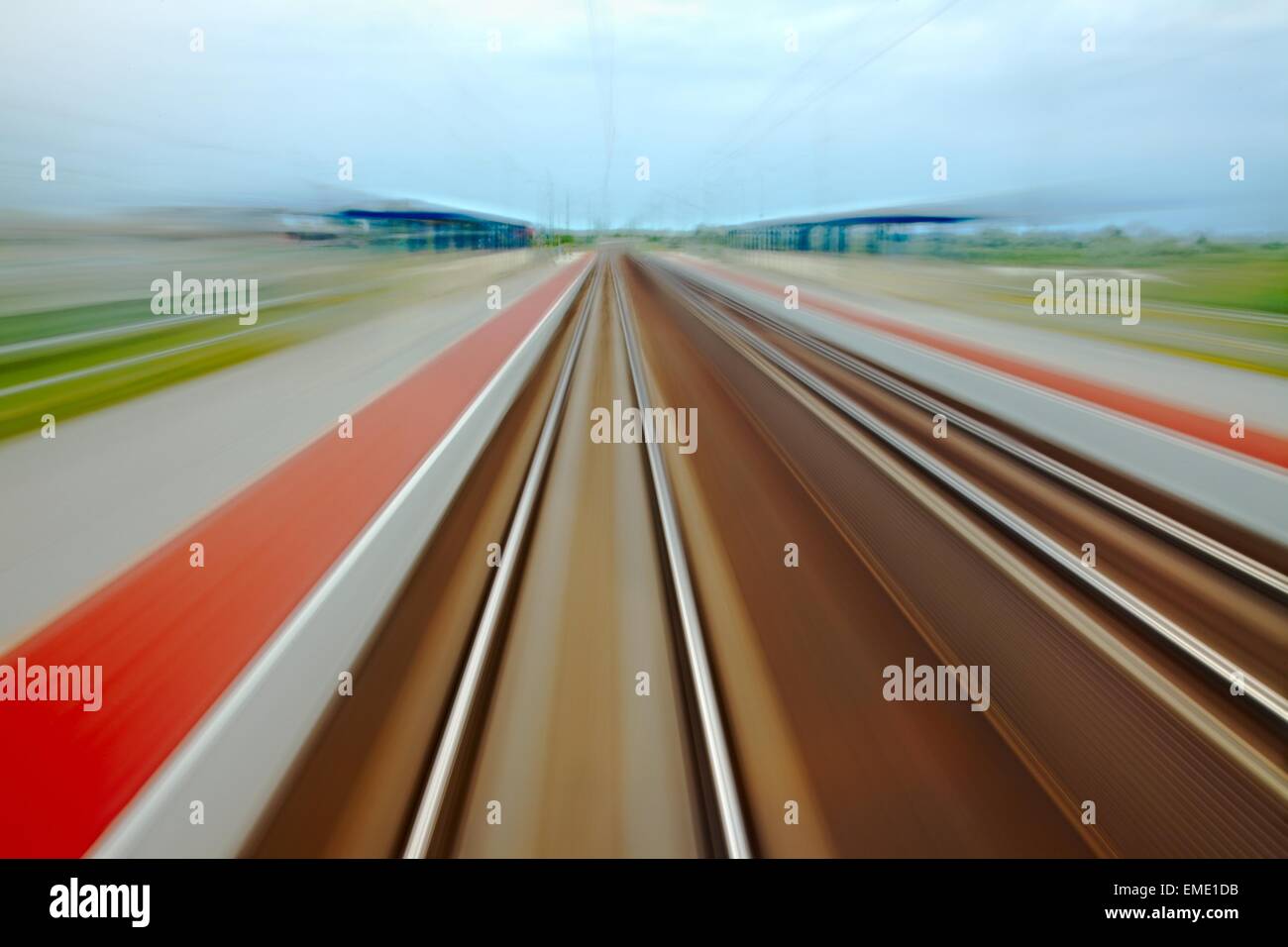 High speed rails hi-res stock photography and images - Alamy