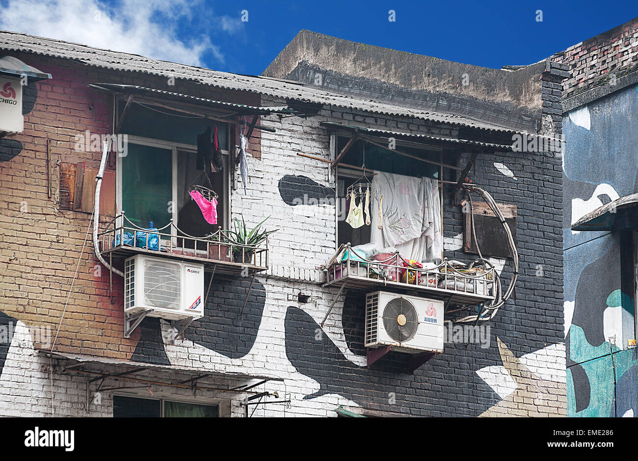 CHONGQING, CHINA - SEPTEMBER 2, 2014: Huangjueping Graffiti Street in ...
