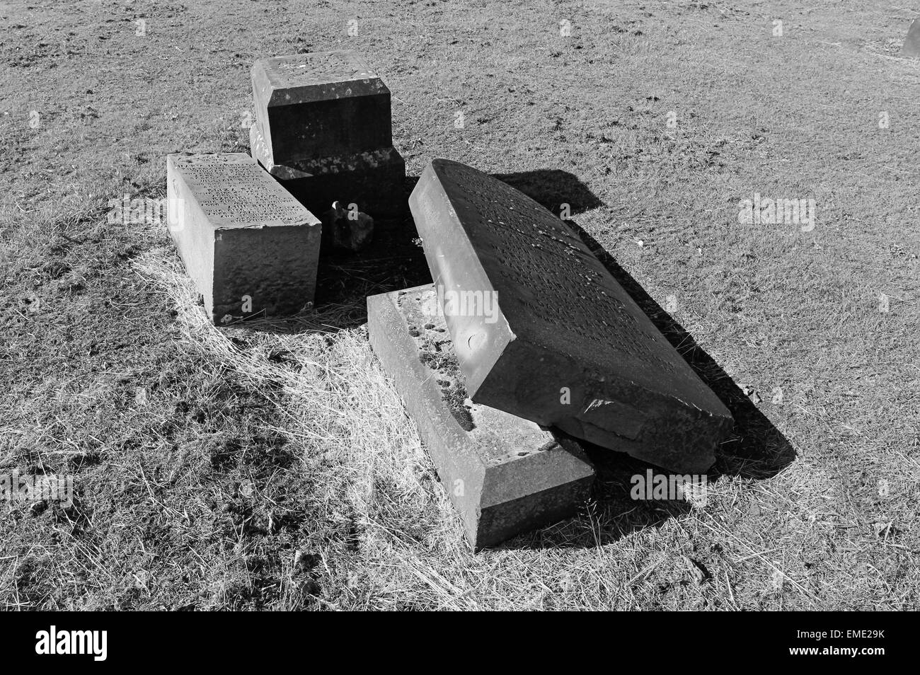 Canongate Kirk Cemetery Stock Photo - Alamy
