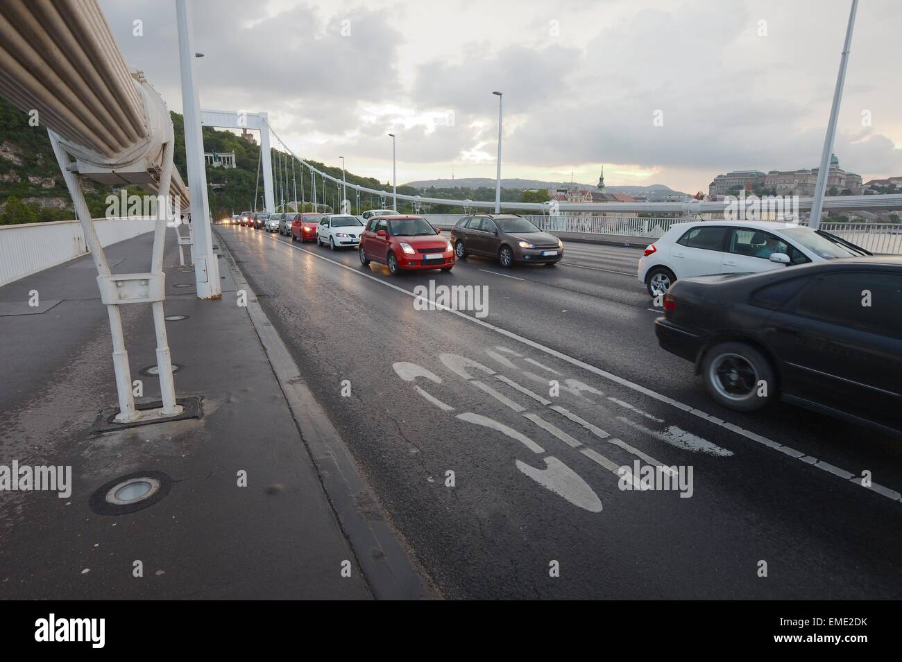 Evening traffic on city bridge hi-res stock photography and images - Alamy