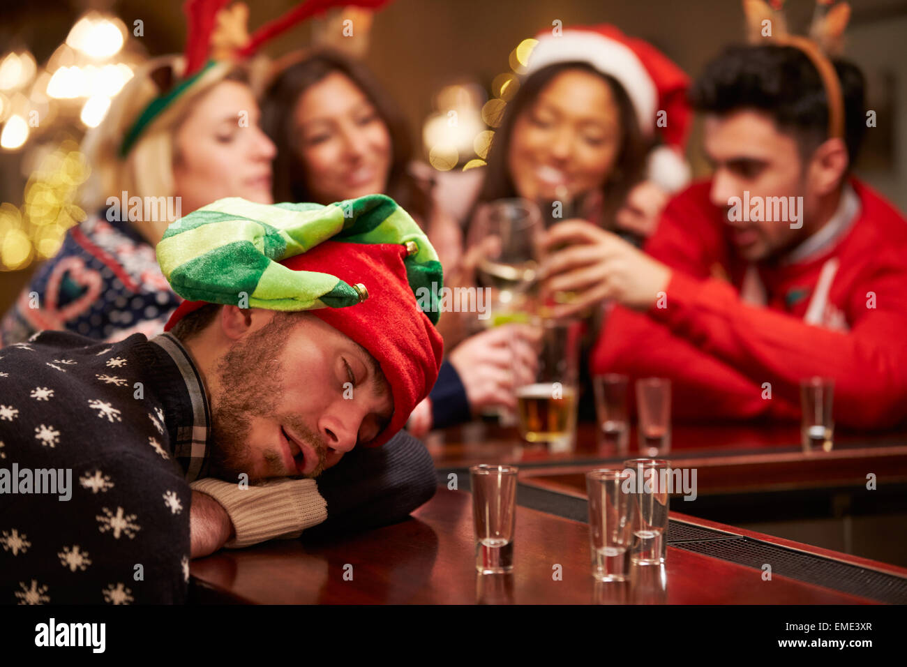 Woman passed out drunk hi-res stock photography and images - Alamy