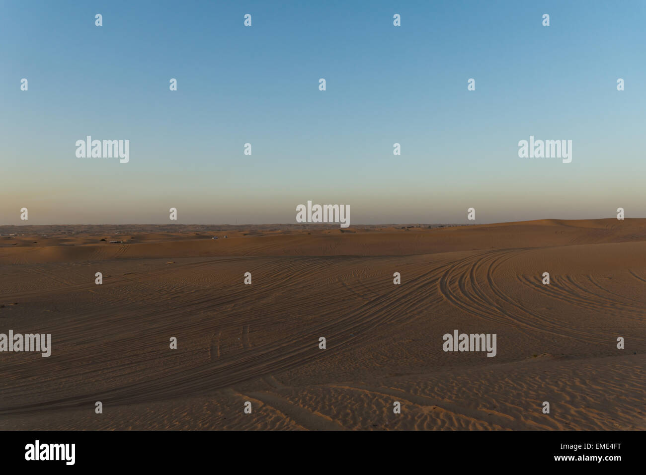 Dubai desert adventure hi-res stock photography and images - Alamy