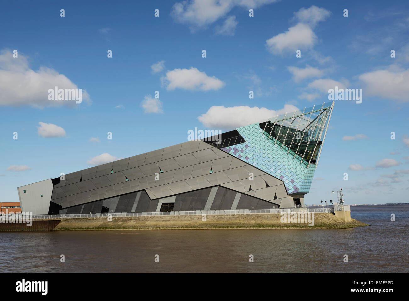 The Deep aquarium in Hull alongside the River Hull and Humber Estuary ...
