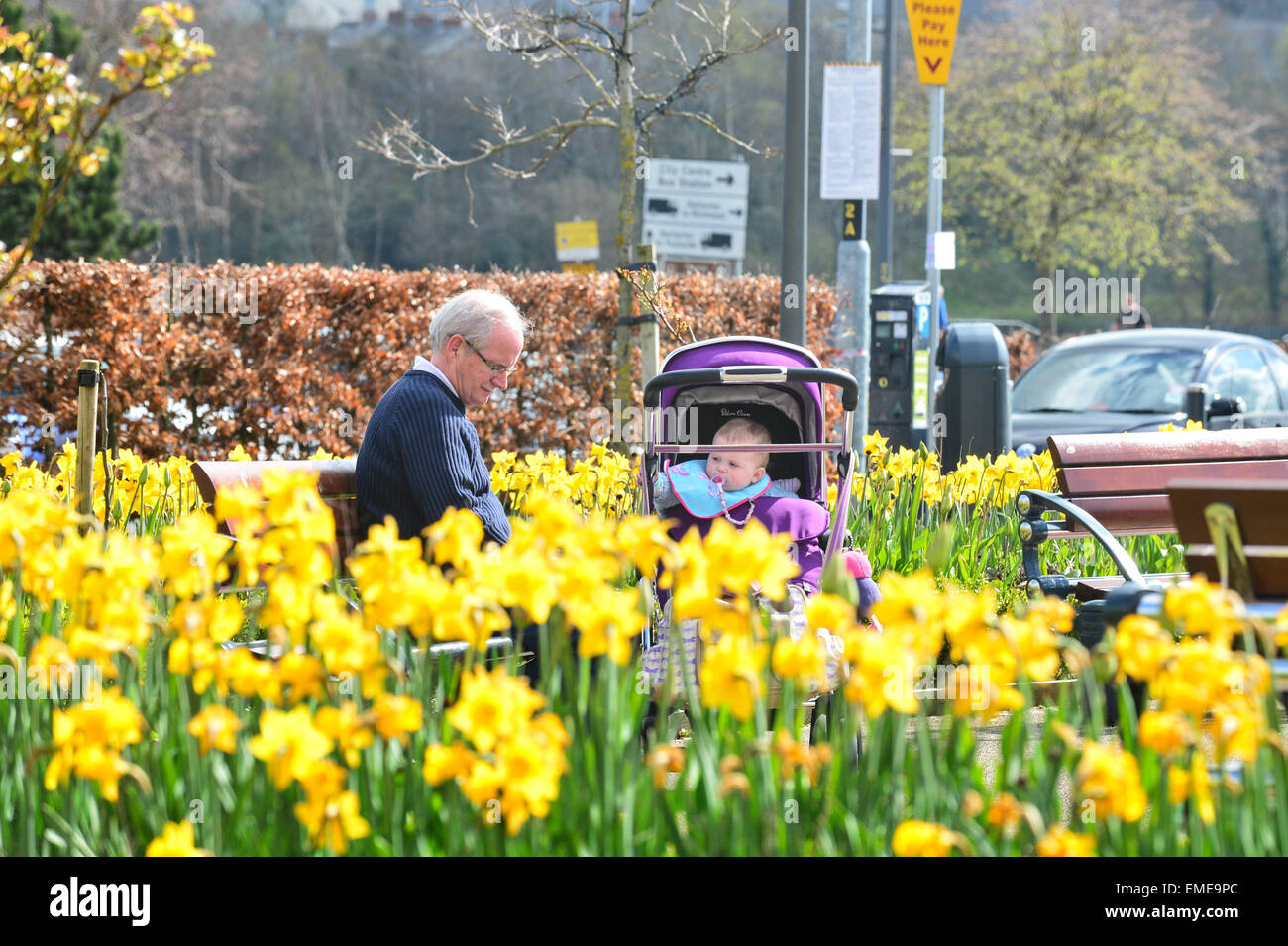 Child in spring ireland hi-res stock photography and images - Alamy