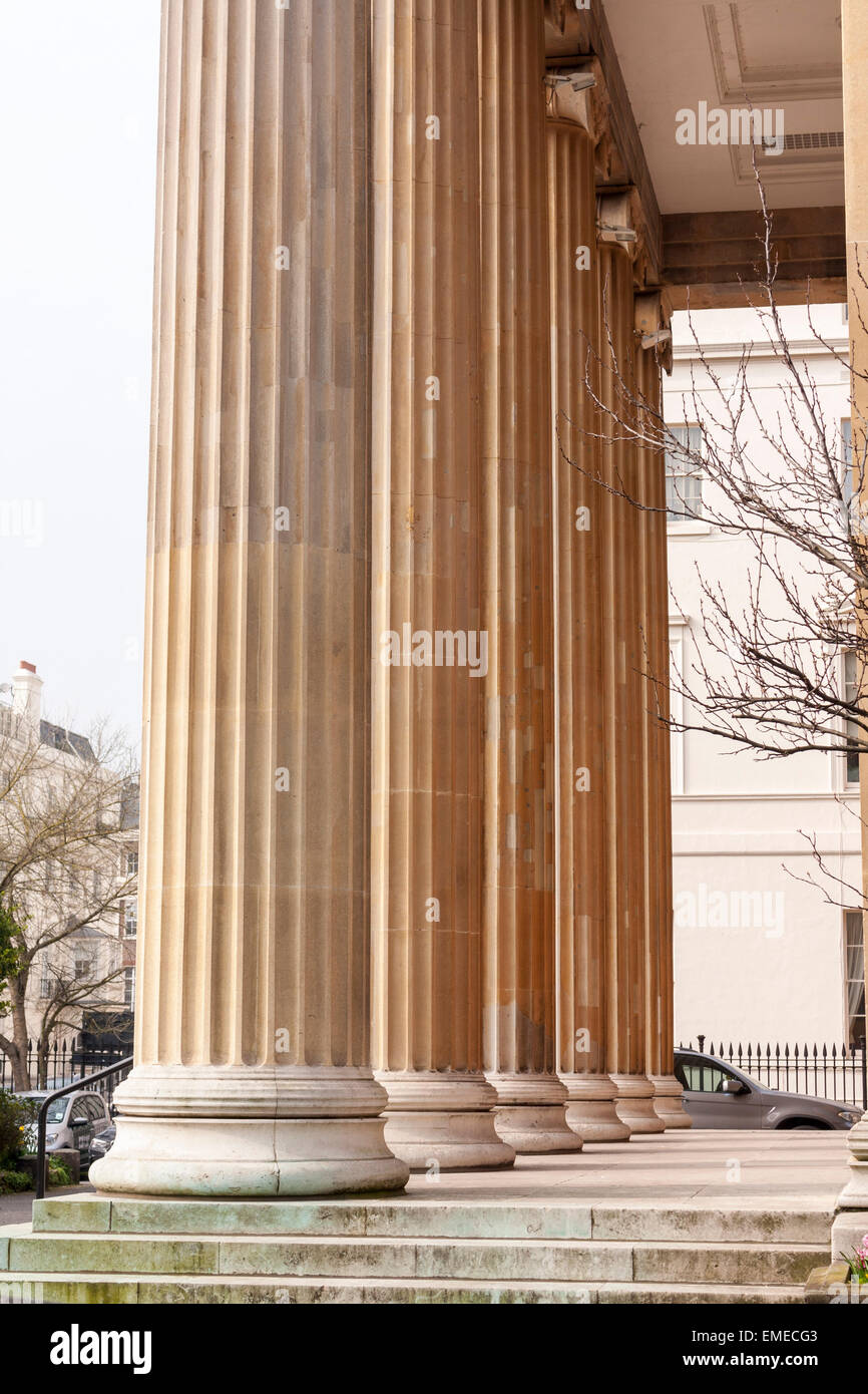 Column pillars hi-res stock photography and images - Alamy