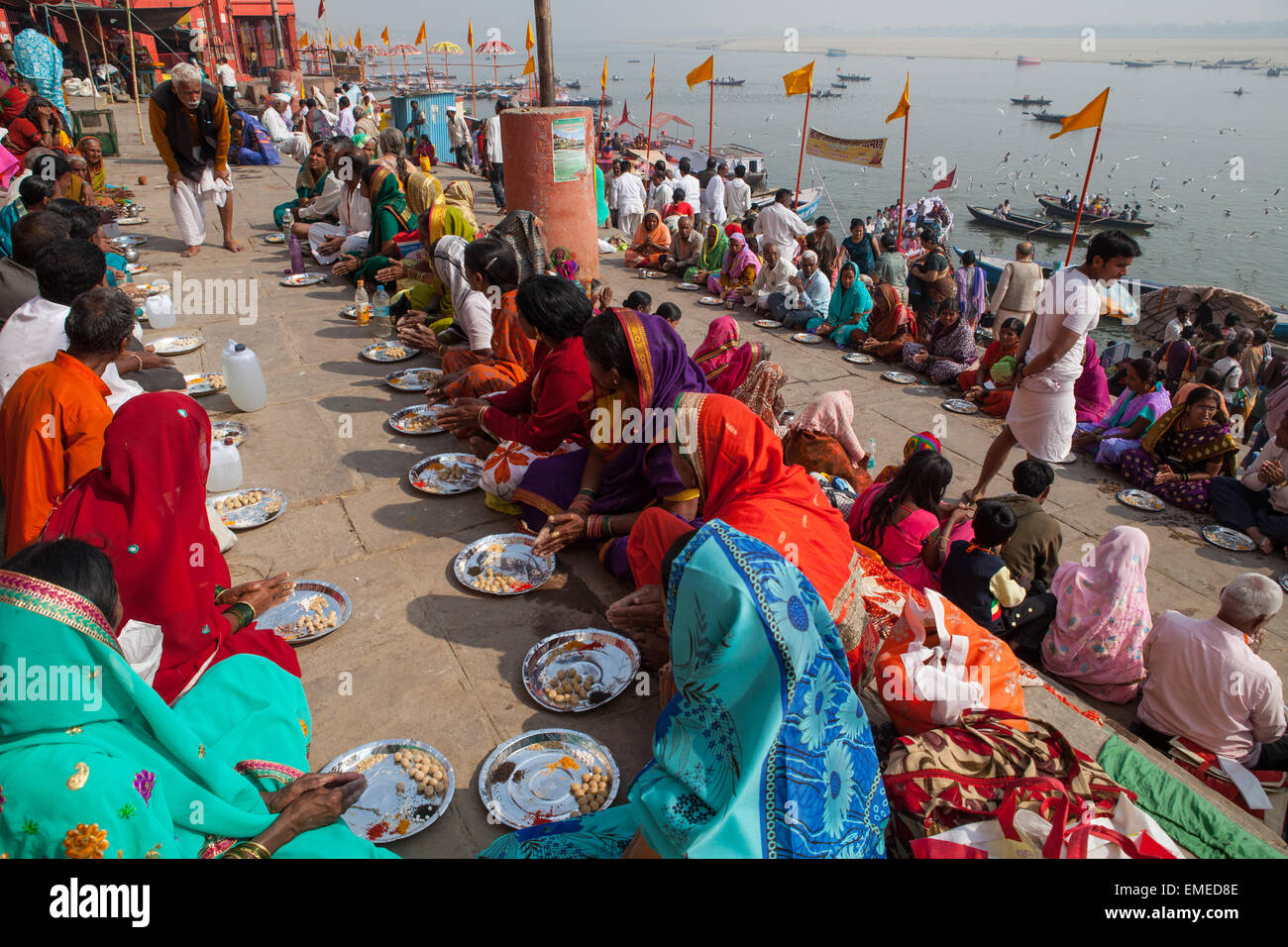 Varanasi puja ghat hi-res stock photography and images - Alamy