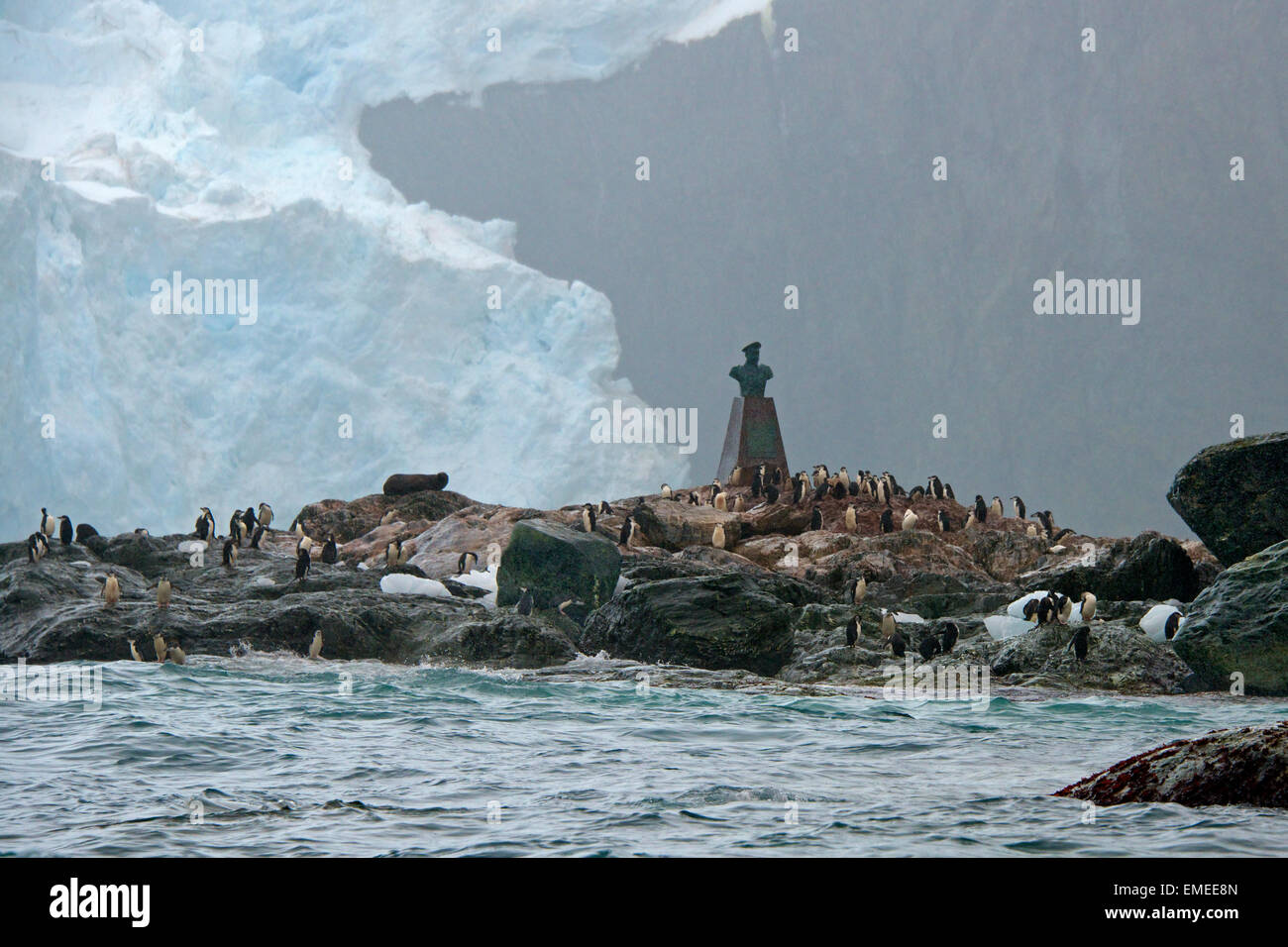Bust of Captain Luis Pardo celebrating the rescue of the survivors of ...