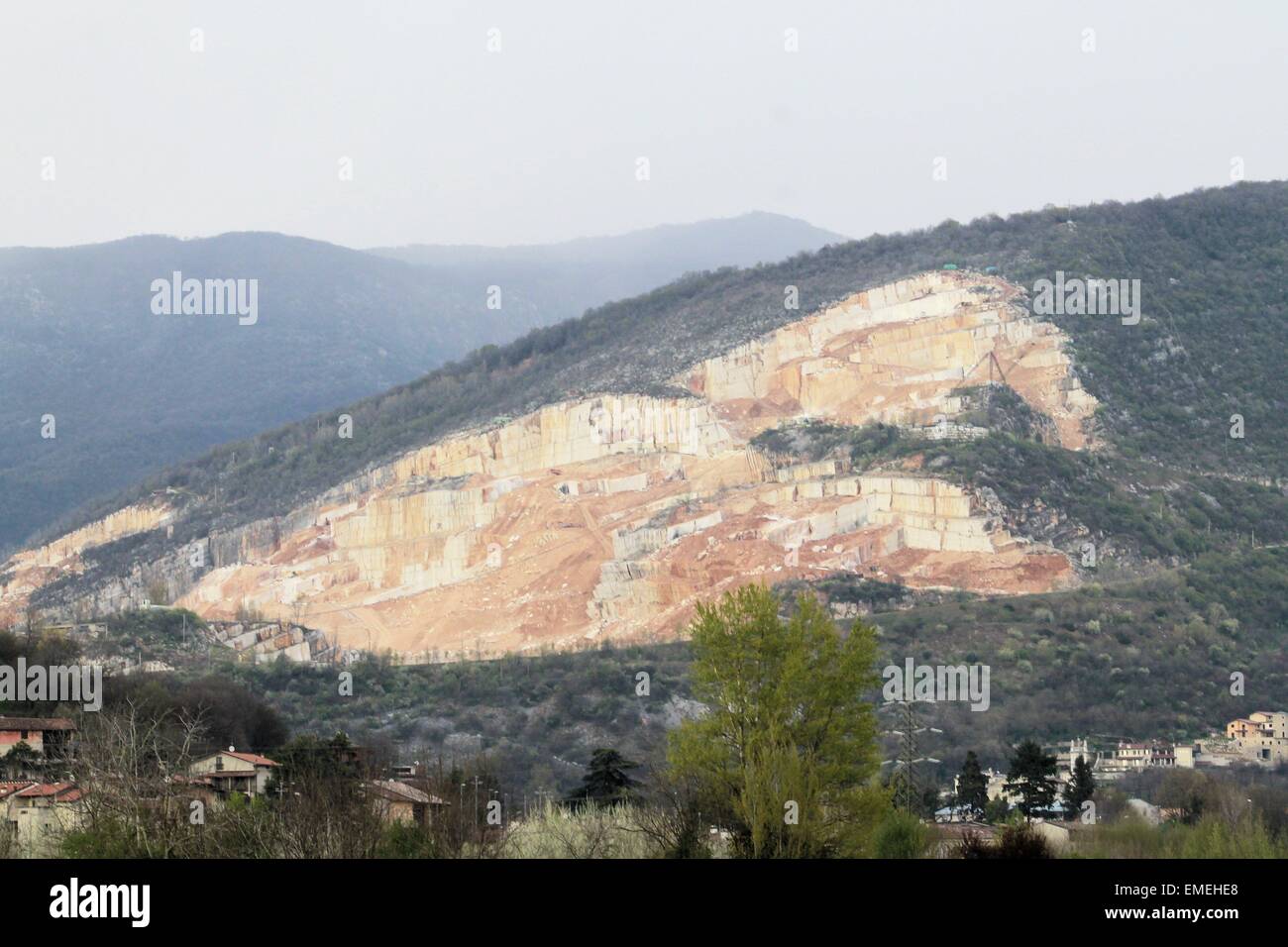 Marble stone quarries hi-res stock photography and images - Alamy