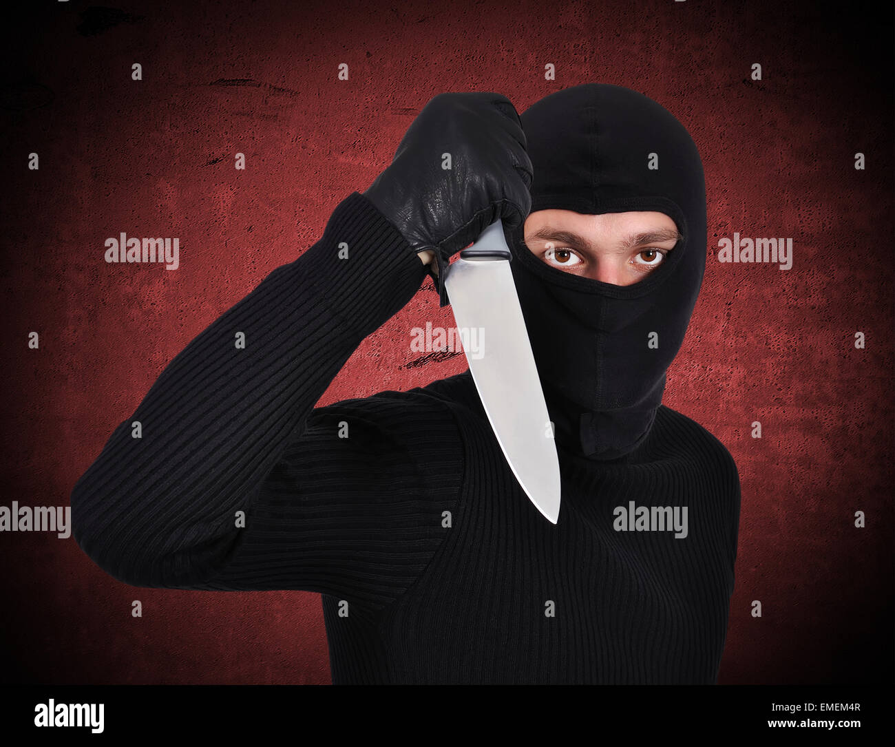Black man holding knife threat hi-res stock photography and images - Alamy