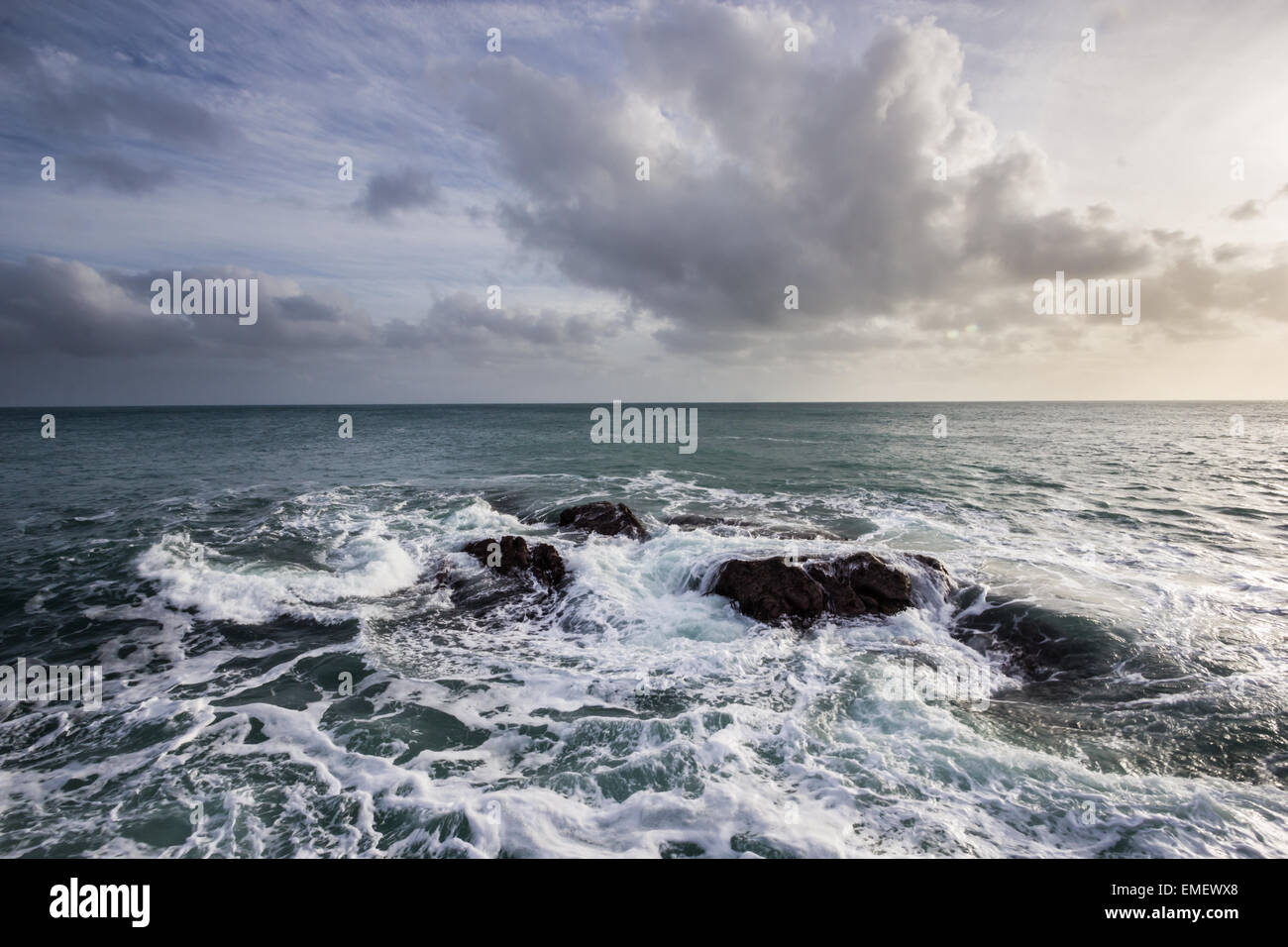 Breaking water surface hi-res stock photography and images - Alamy