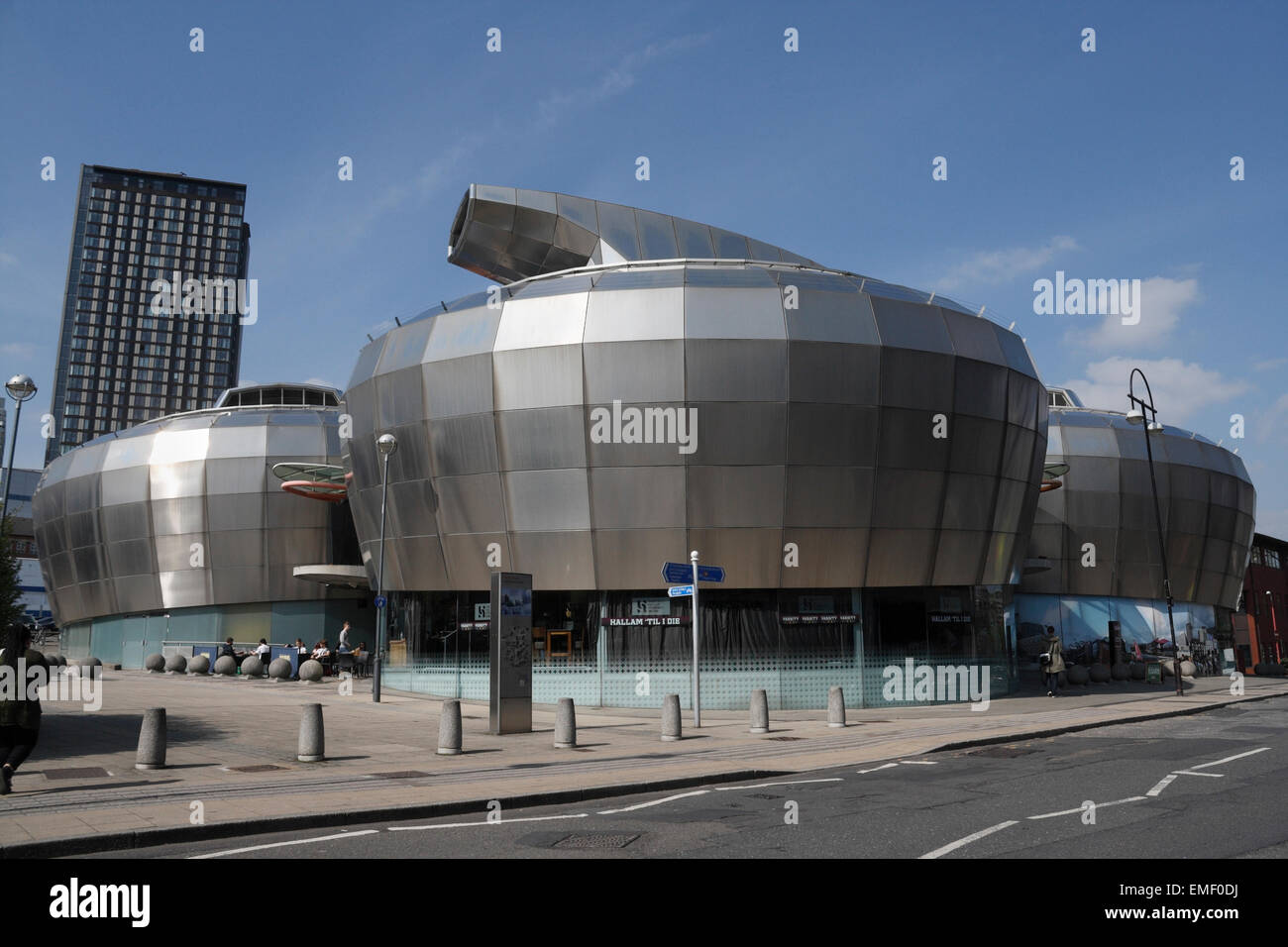 Students union building university sheffield hi-res stock photography ...