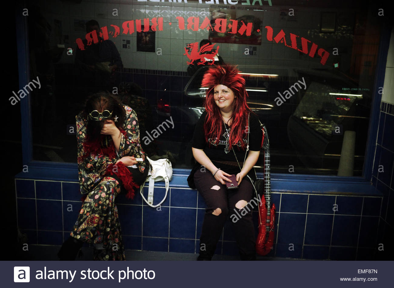 Girls Out Late High Resolution Stock Photography and Images - Alamy
