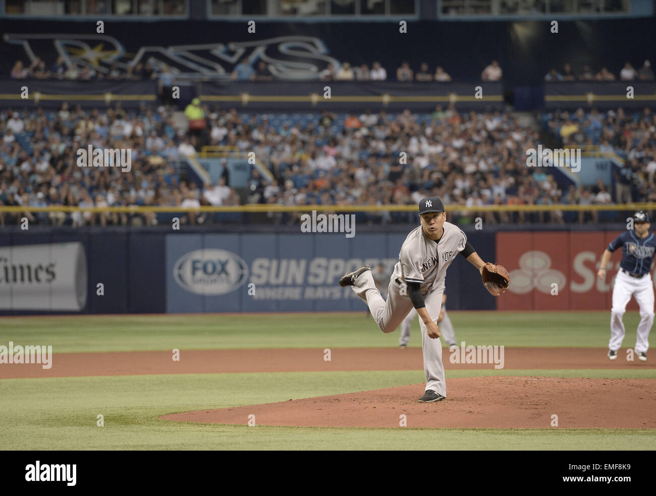 St. Petersburg, Florida, USA. 18th Apr, 2015. Masahiro Tanaka (Yankees) MLB : Masahiro Tanaka of ...