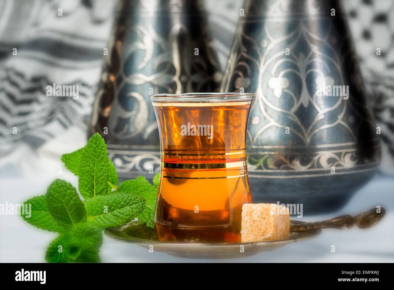 Mint tea - traditional Arabian refreshing drink Stock Photo - Alamy