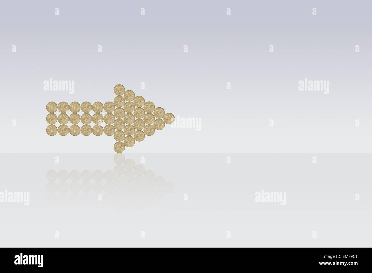 Pointing arrow hi-res stock photography and images - Alamy