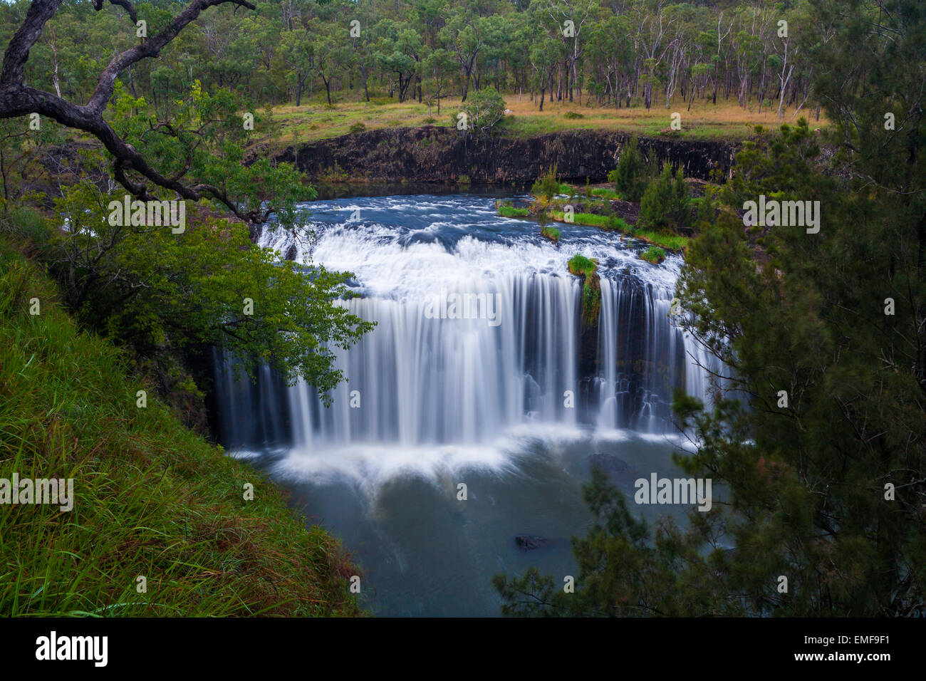 Millstream Falls - Millstream Falls National Park - Queensland ...