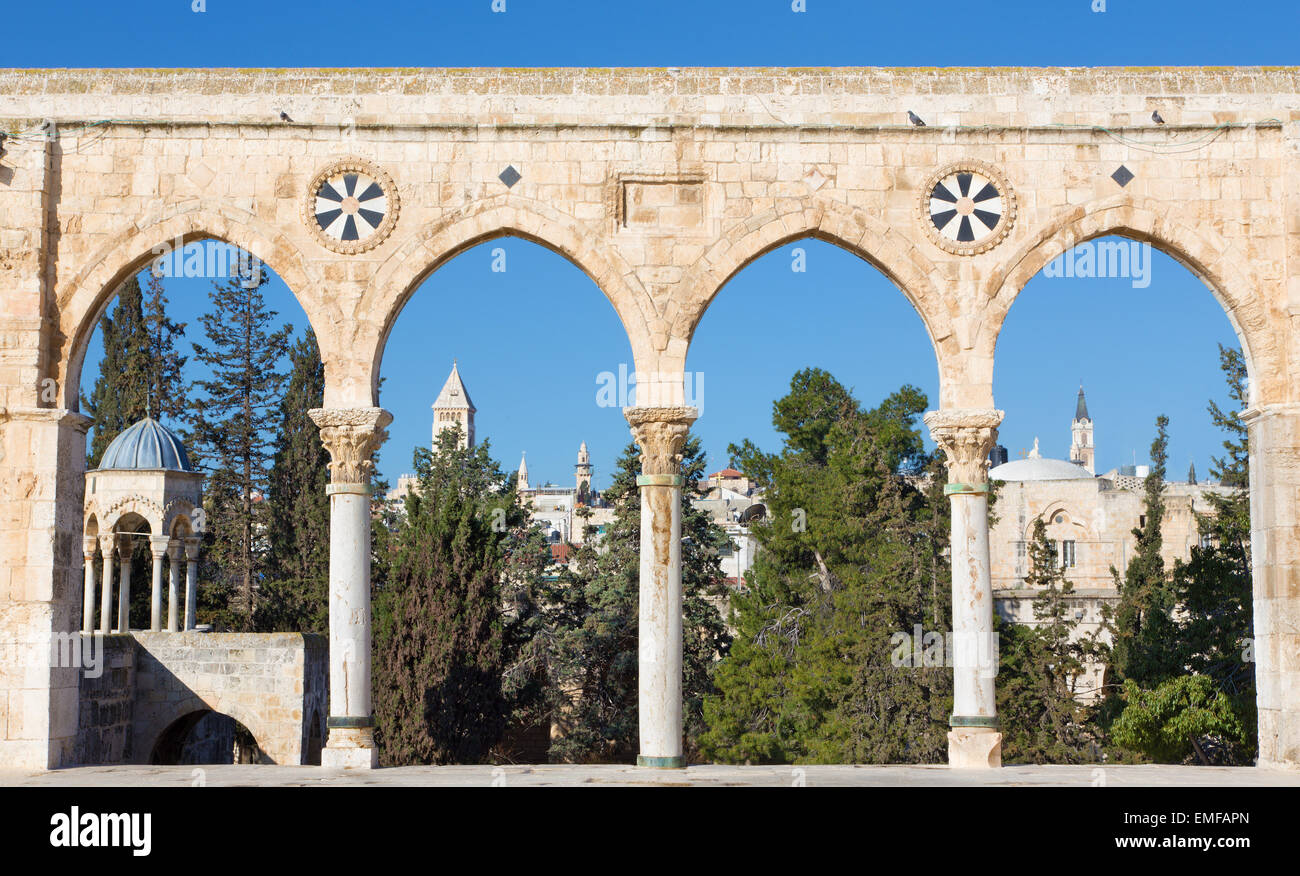 JERUSALEM, ISRAEL - MARCH 5, 2015: The look cross the west gate from ...
