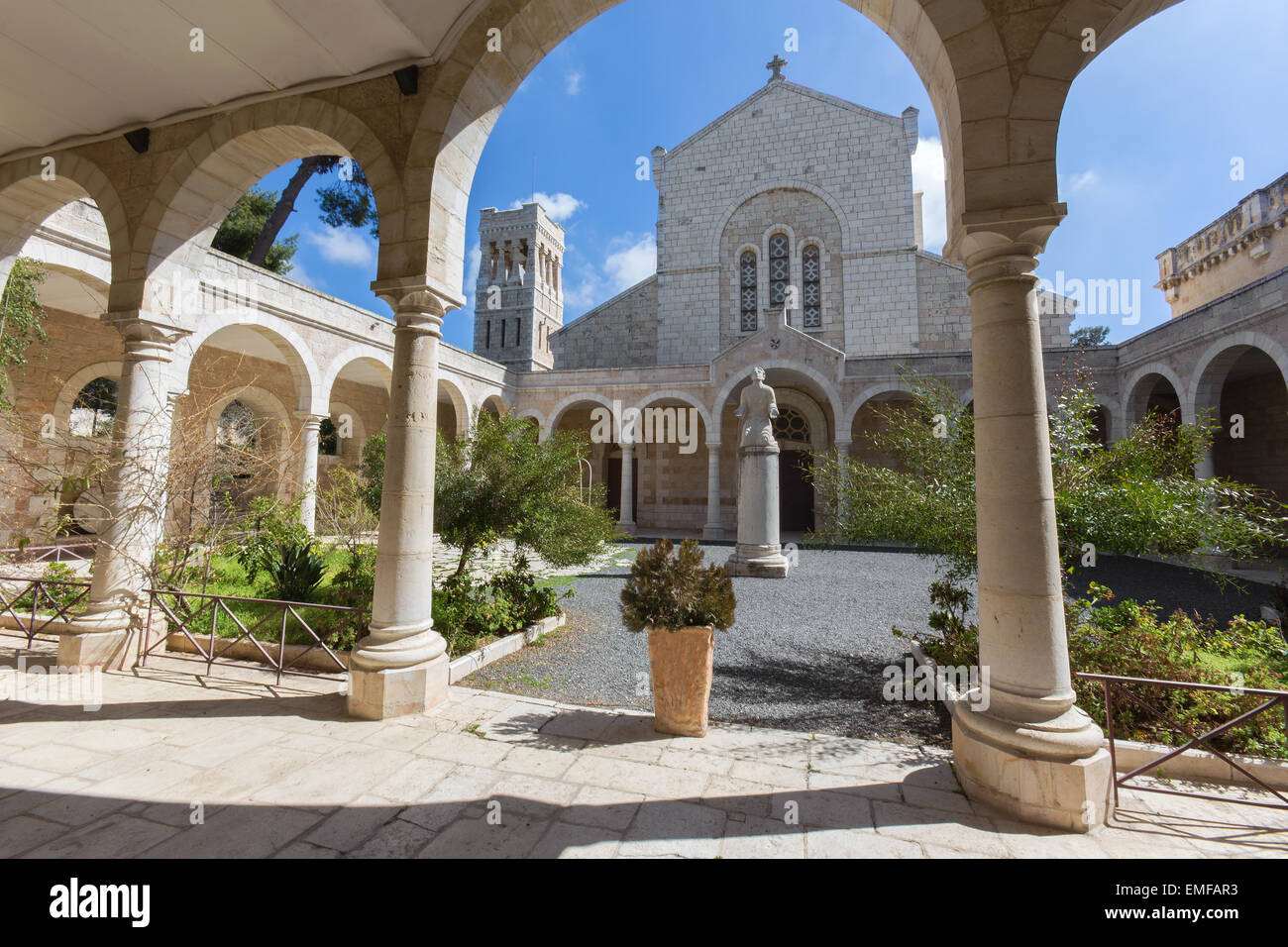 Jerusalem - The atrium of st. Stephens church Stock Photo - Alamy