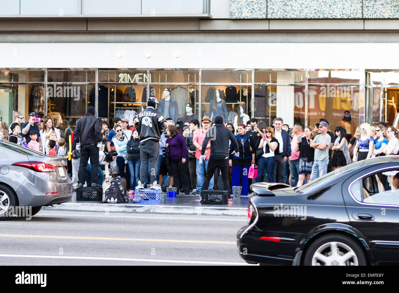 Hollywood, California - February 08 : Crowd gathering around street ...