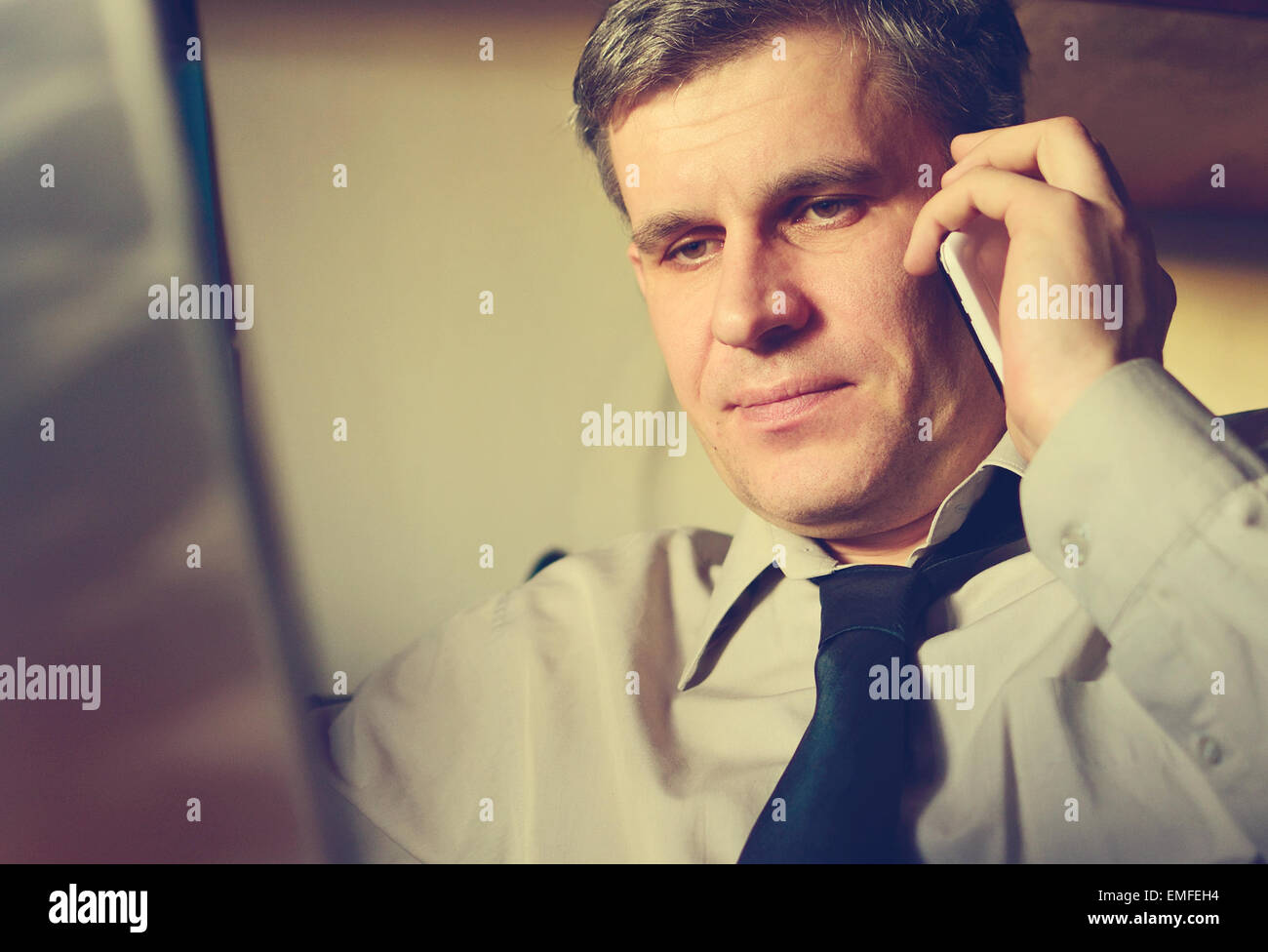 Adult businessman using smartphone hi-res stock photography and images ...