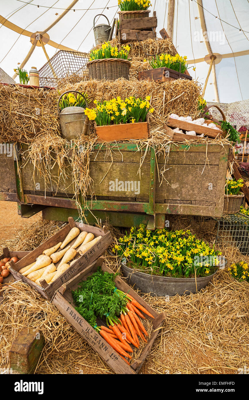 The Daffodil Restaurant dressed appropriately at the 2015 Goodwood GRRC ...