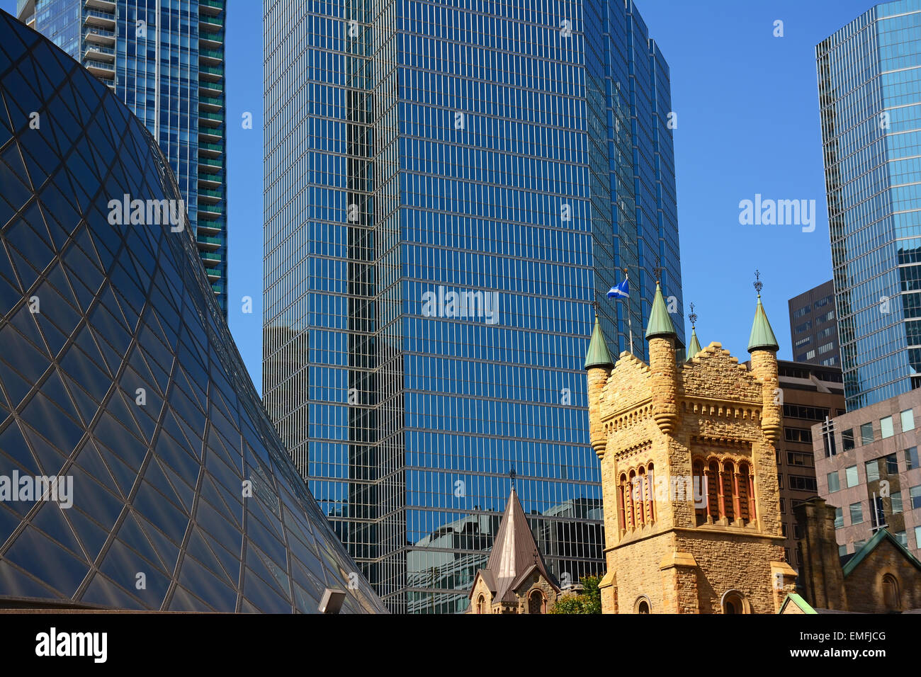 New toronto city hall hi-res stock photography and images - Alamy