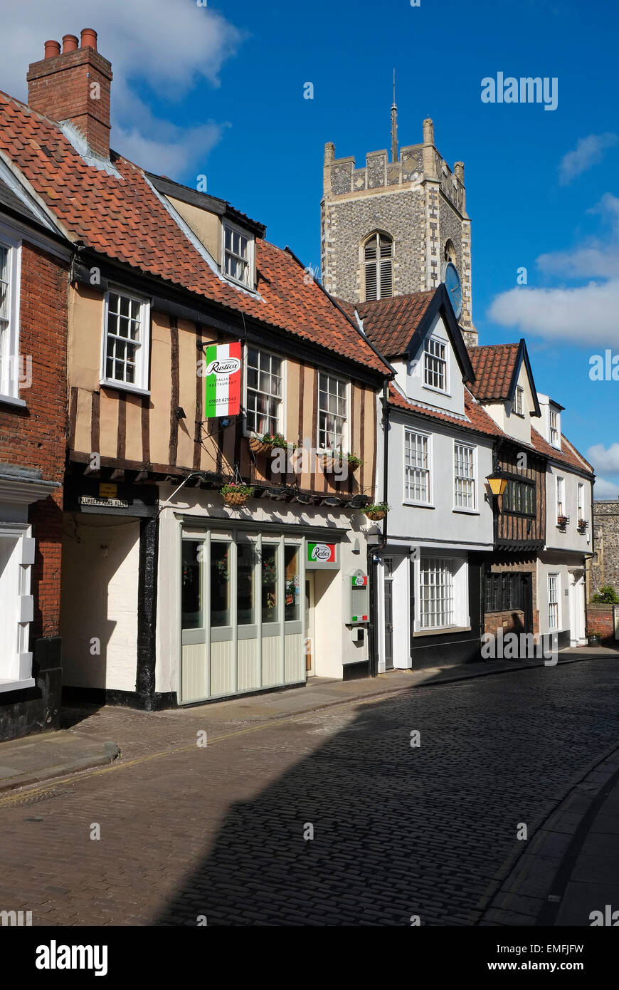 Norwich street scene hi-res stock photography and images - Alamy
