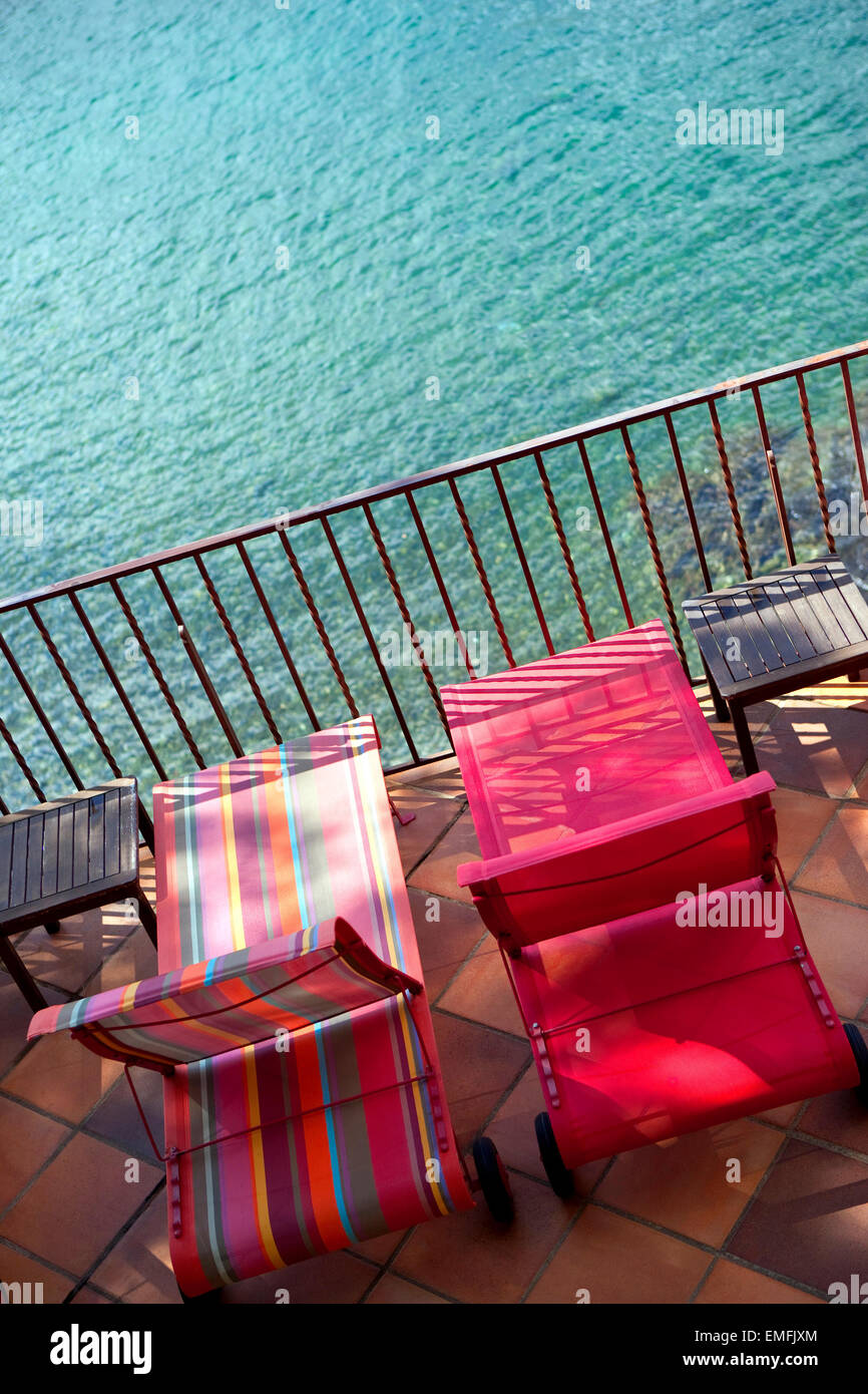 Sea facing architecture hi-res stock photography and images - Alamy