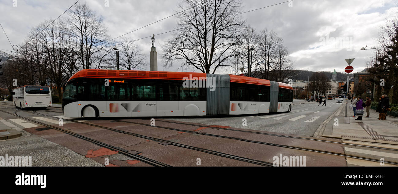 24 meter long articulated, with 2 pivoting joints, city bus now on ...