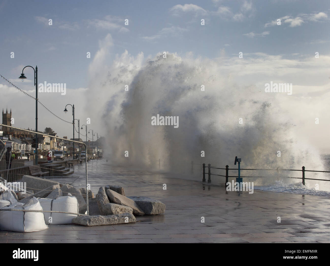 Damaged by storm surge waves hi-res stock photography and images - Alamy