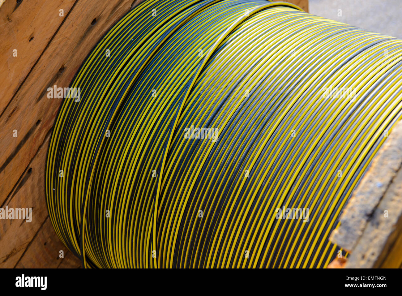 Steel cable hi-res stock photography and images - Alamy