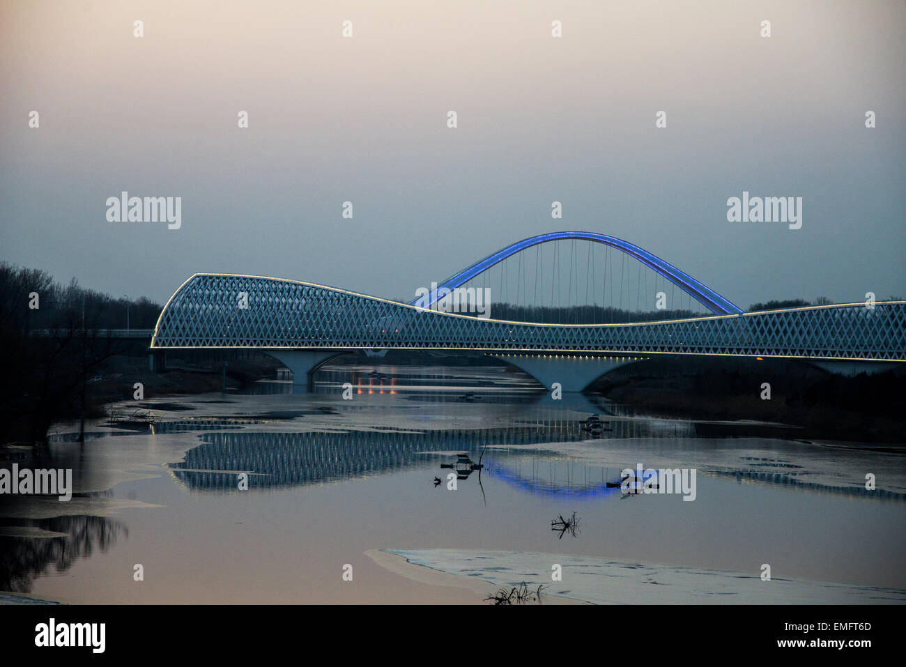 illuminated bridge at beijing china at dawn Stock Photo - Alamy