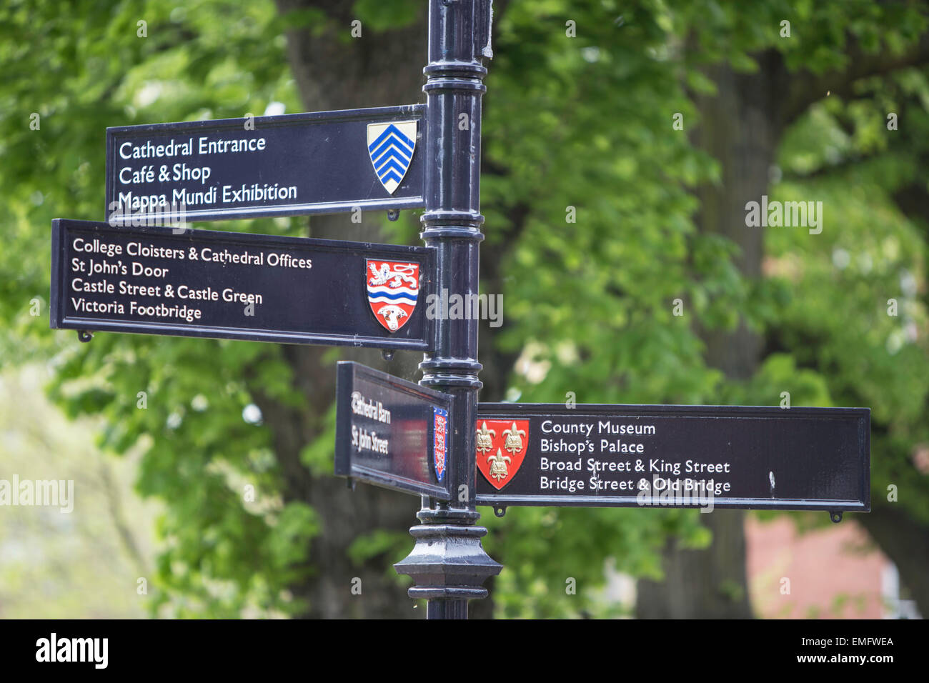 Information posts hi-res stock photography and images - Alamy