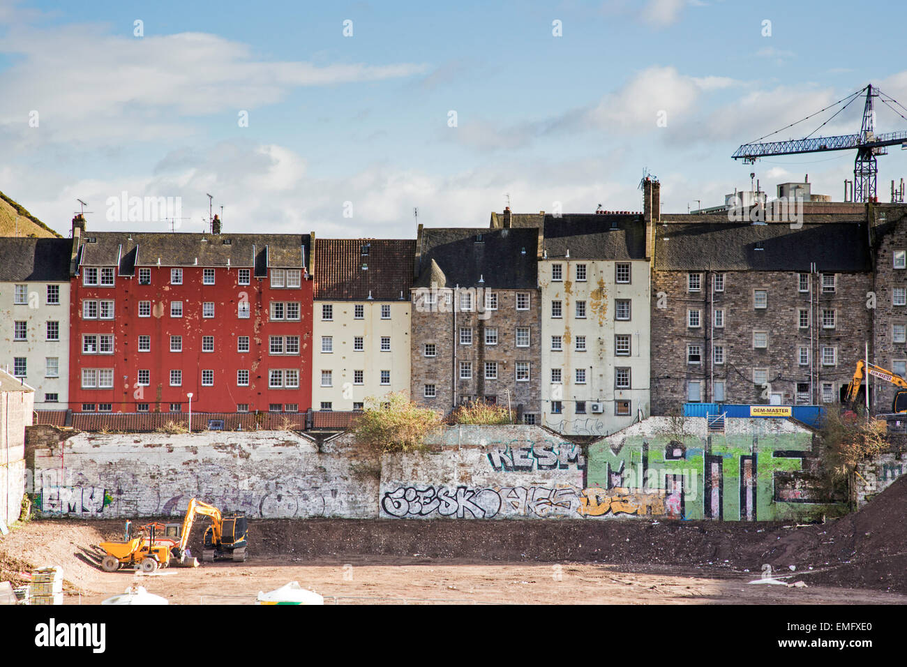 Edinburgh housing hi-res stock photography and images - Alamy