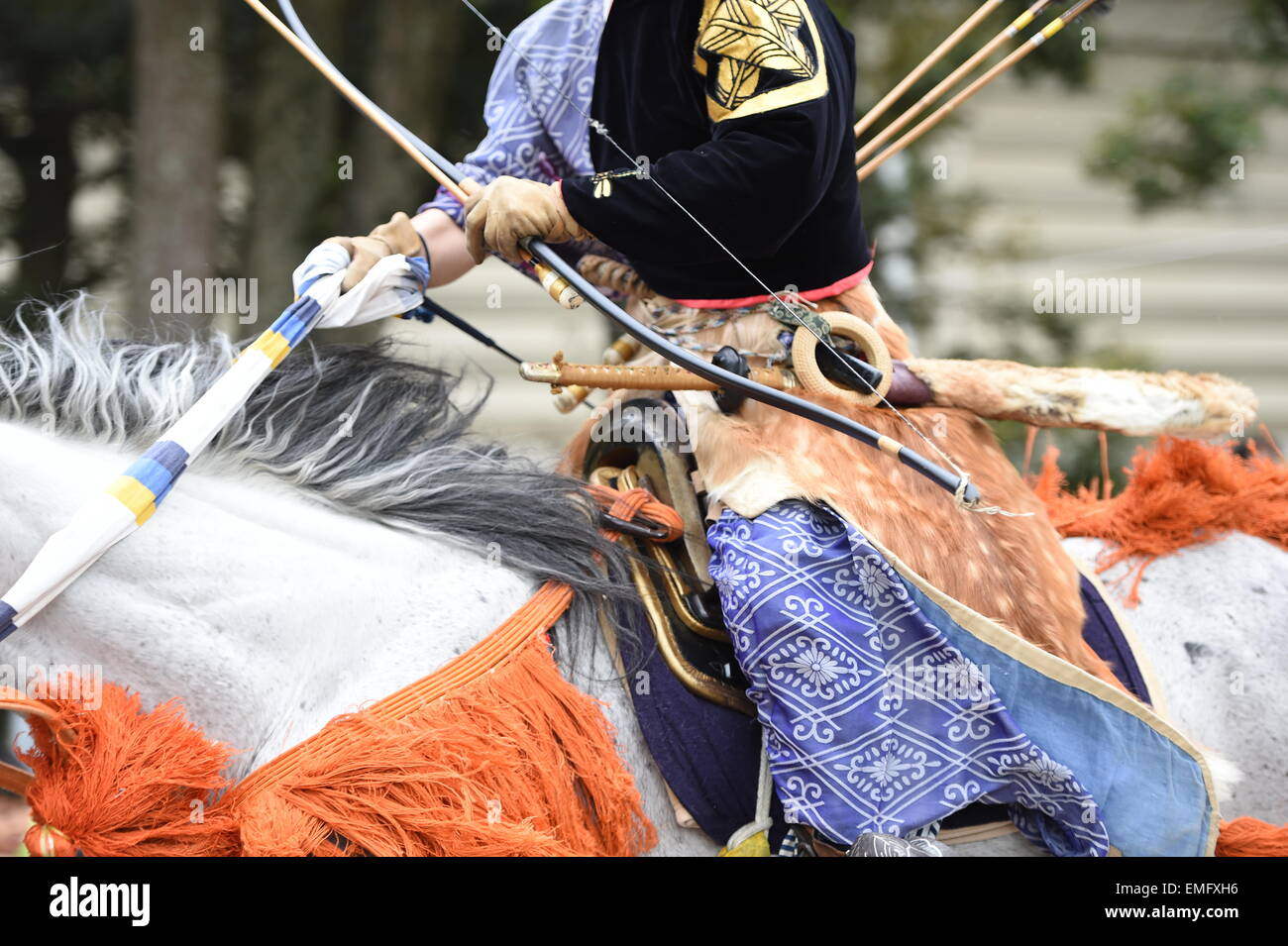 Kamakura, Japan. 19th Apr, 2015. Archers wearing traditional Japanese ...