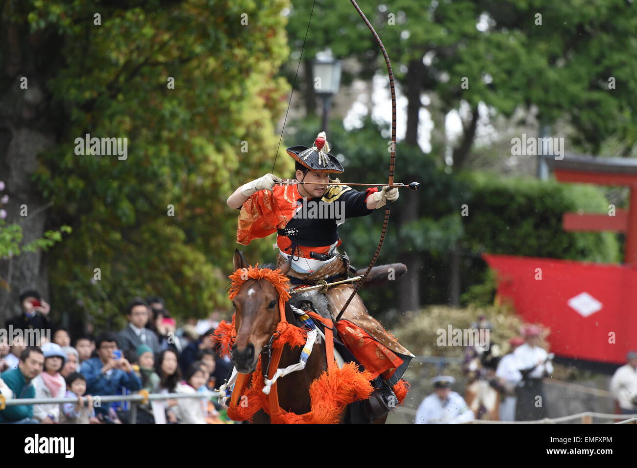 Kamakura, Japan. 19th Apr, 2015. Archers wearing traditional Japanese ...