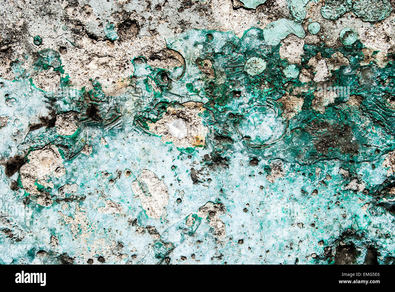 Old peeling paint and dirt on old concrete wall background Stock Photo ...