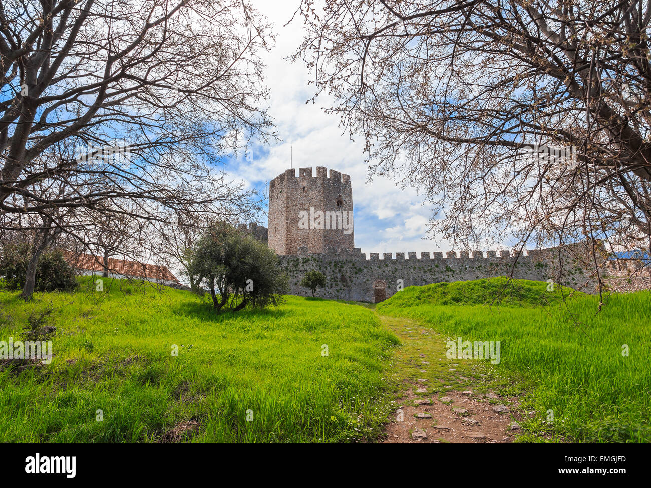 Platamon fortress against dramatic sky Stock Photo - Alamy
