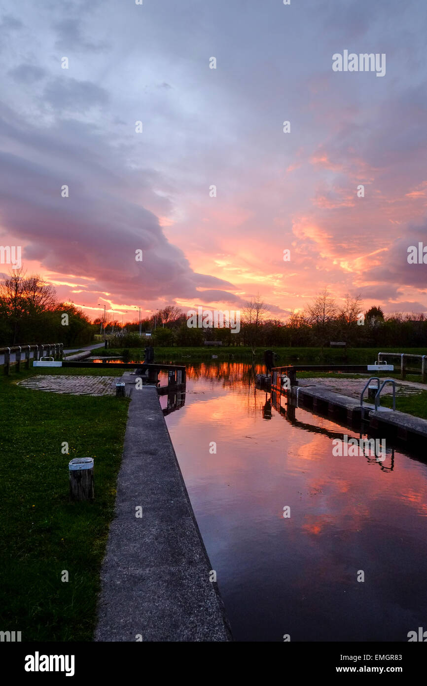 The Ribble Link Sculpture in Preston was designed by Derbyshire artist ...