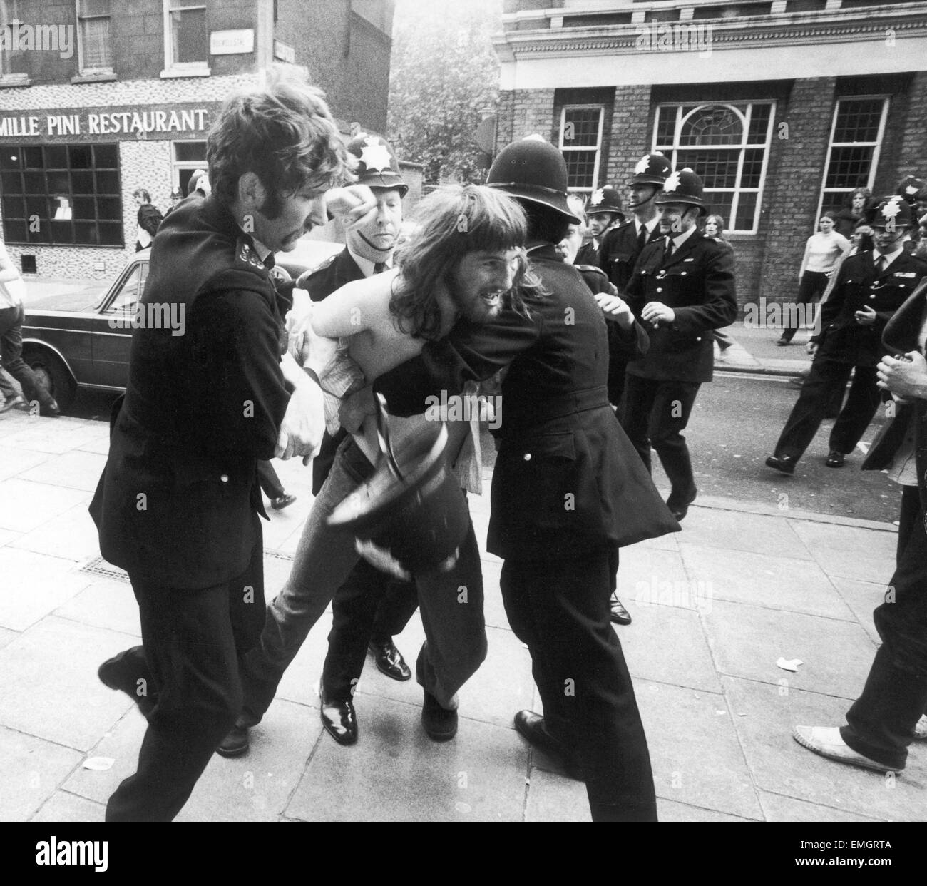 The Battle of Red Lion Square. Police try to keep opposing ...