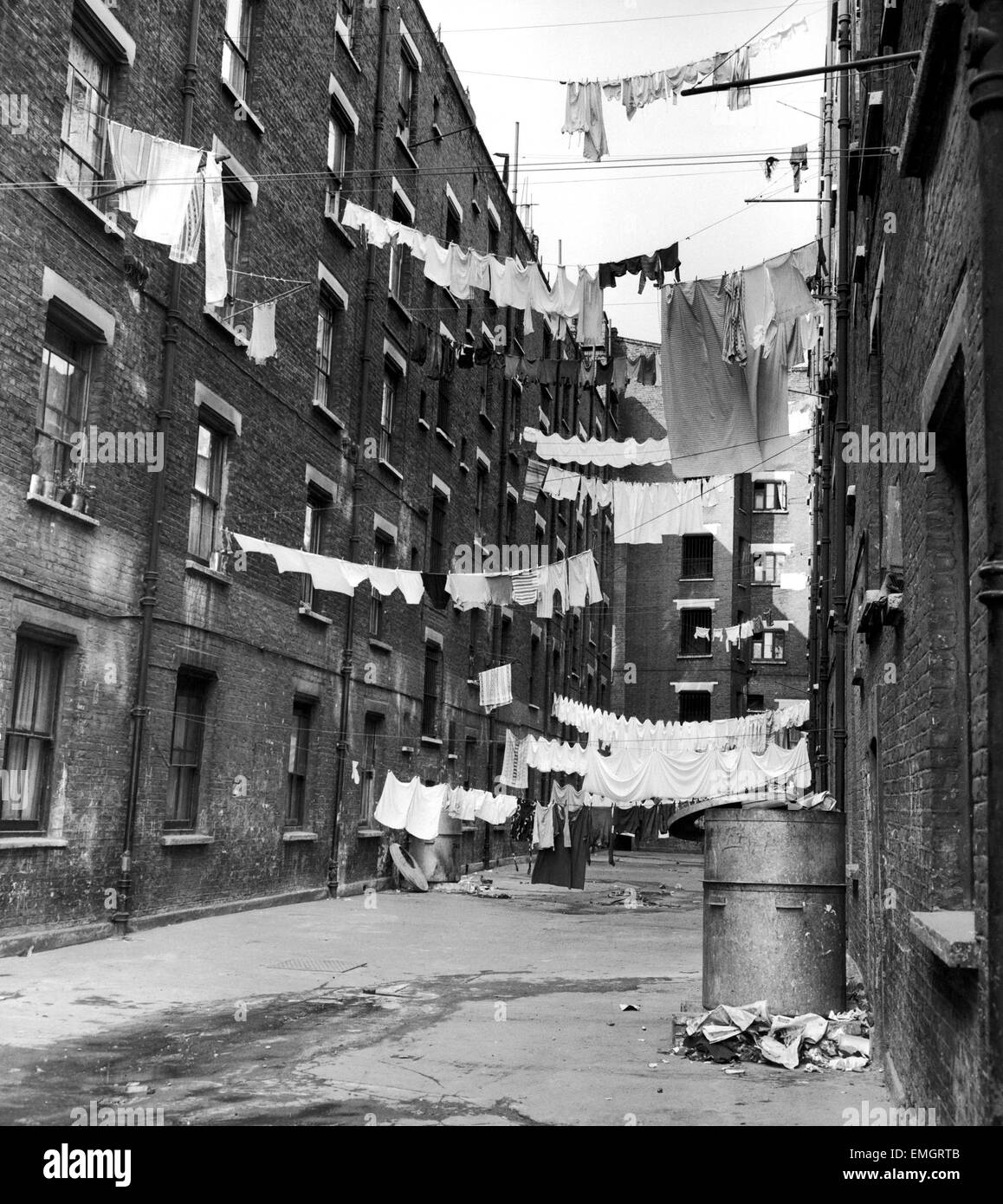 Slums london hi-res stock photography and images - Alamy