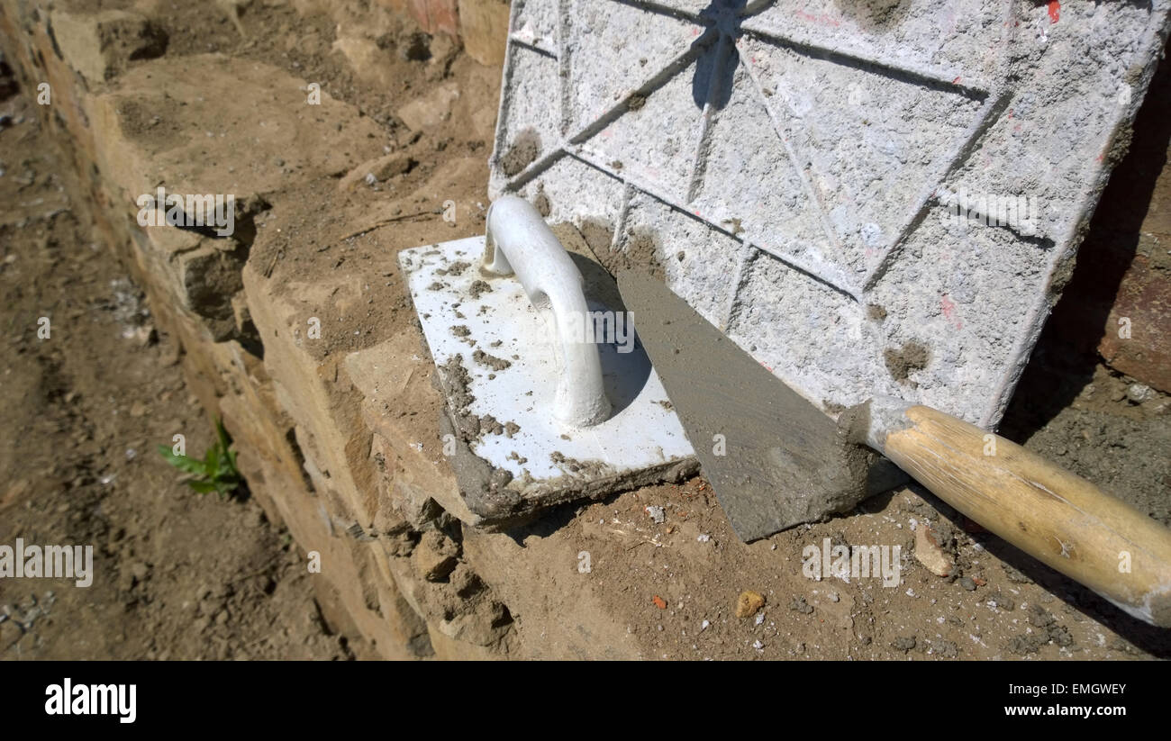 Masonry tools hi-res stock photography and images - Alamy