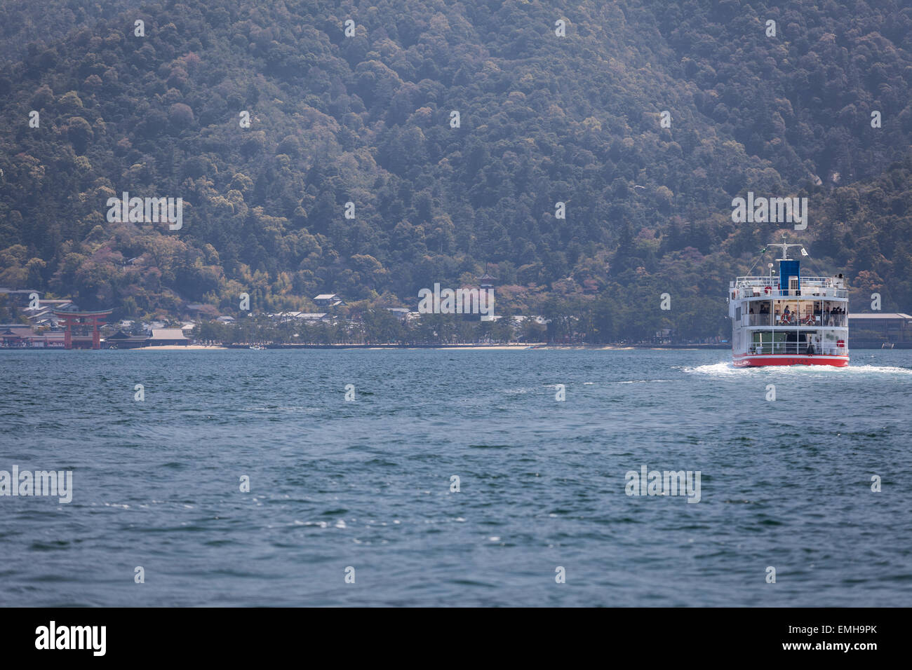 Ferry to miyajima hi-res stock photography and images - Alamy